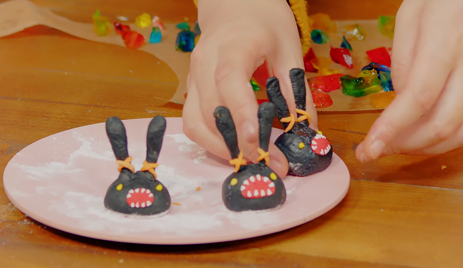 Great British Bake Off Star Kim-Joy Makes the Cutest Cake to Celebrate ...